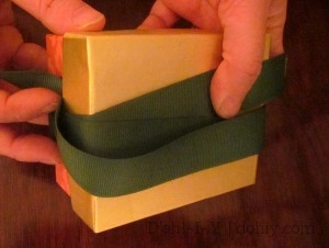 Wrapping Gifts with Real Ribbon | D'oh!-I-Y